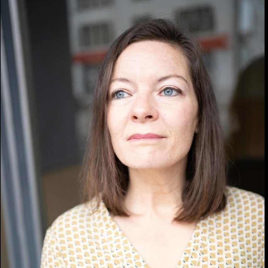 Esther Barthelus's Instagram, Twitter & Facebook on IDCrawl